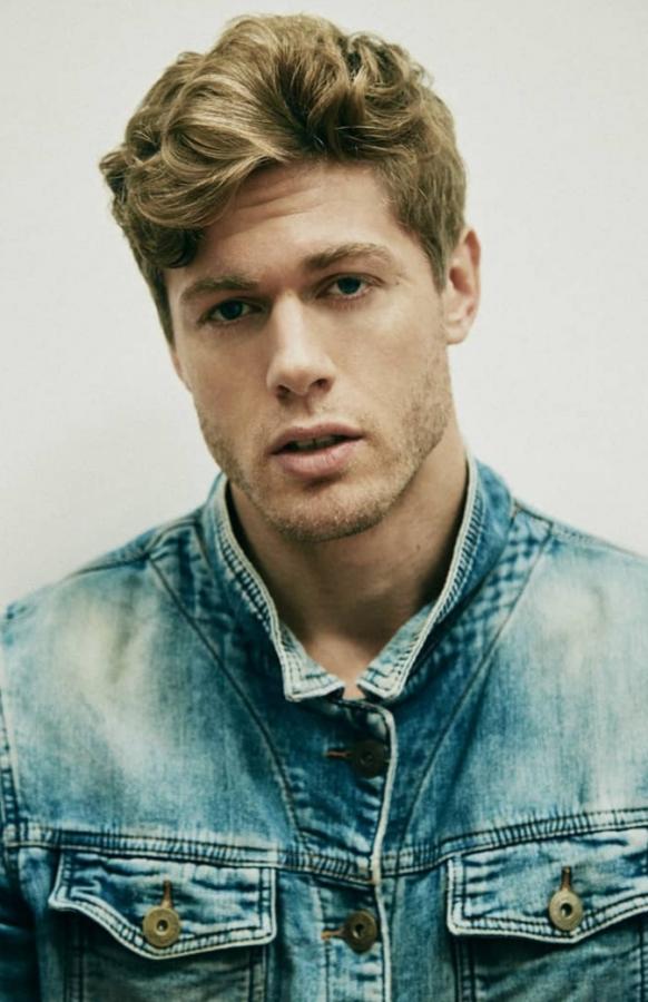 HENRIK | Models Group